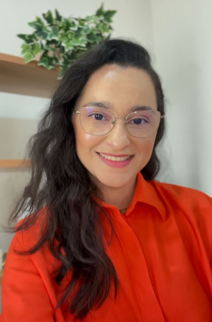 Dra. Ranieli dos Anjos de Souza :: FOSS4G 2024 Academic Track :: pretalx